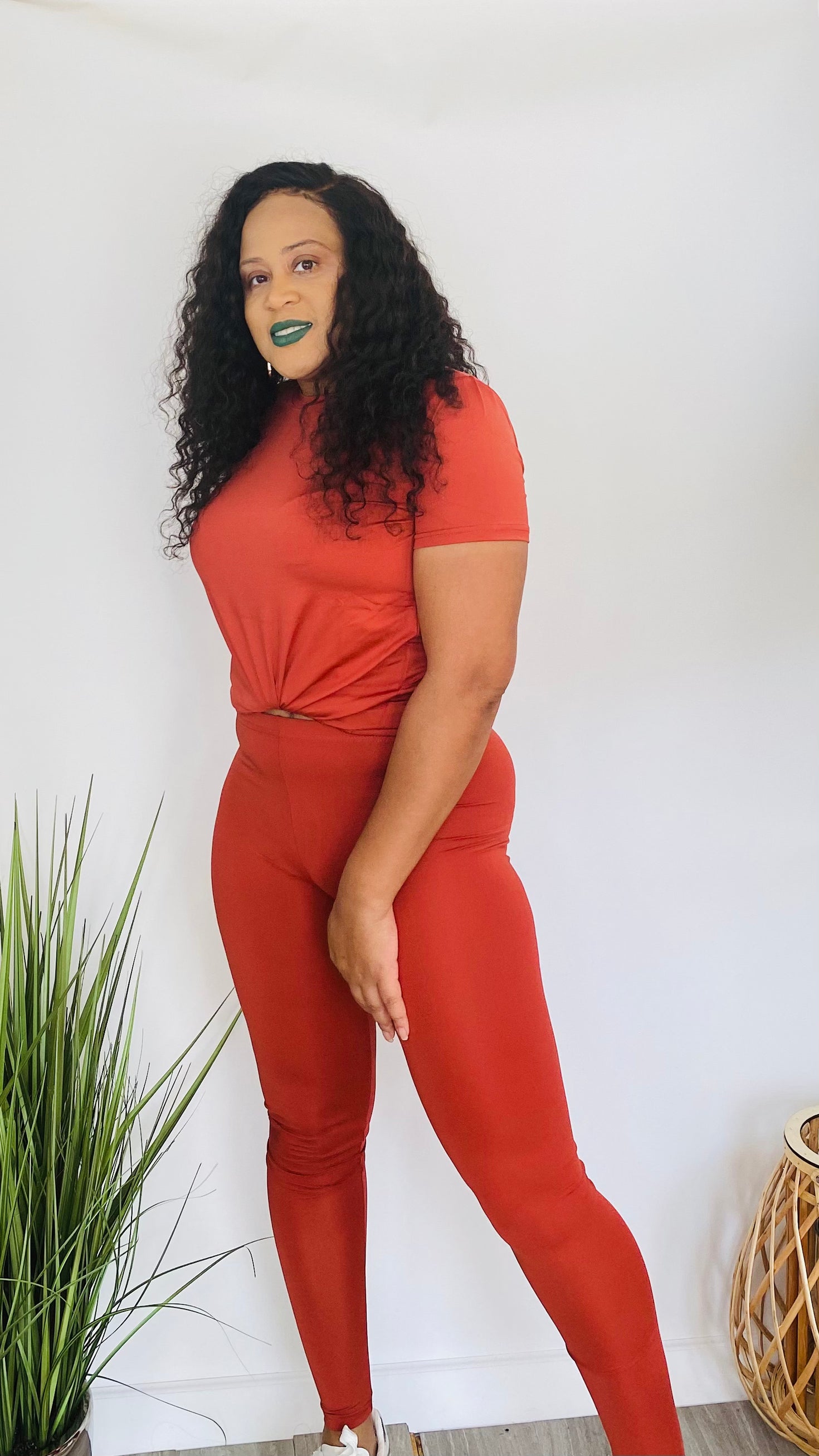 Everyday Chill - rust 2 piece legging set – A Dose of Style